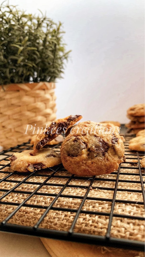Choc chip 6 star cookies, Food & Drinks, Homemade Bakes on Carousell