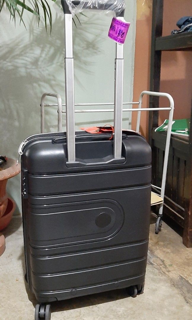 Compass Luggage, Hobbies & Toys, Travel, Luggage on Carousell