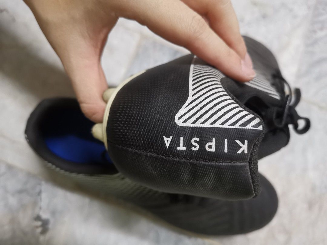 Decathlon Kipsta Agility 100 FG Adult Dry Pitches Football Boots, Men's ...