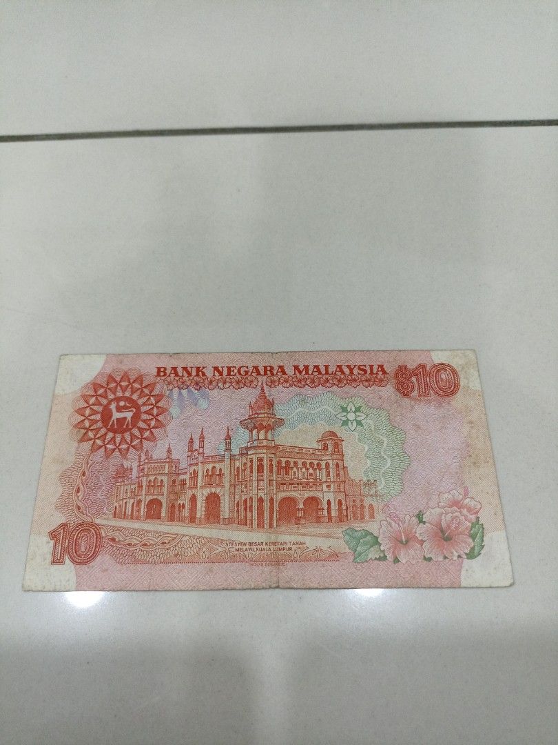 Duit Lama Malaysia Rm10 Siri 5, Hobbies & Toys, Collectibles & Memorabilia, Currency on Carousell