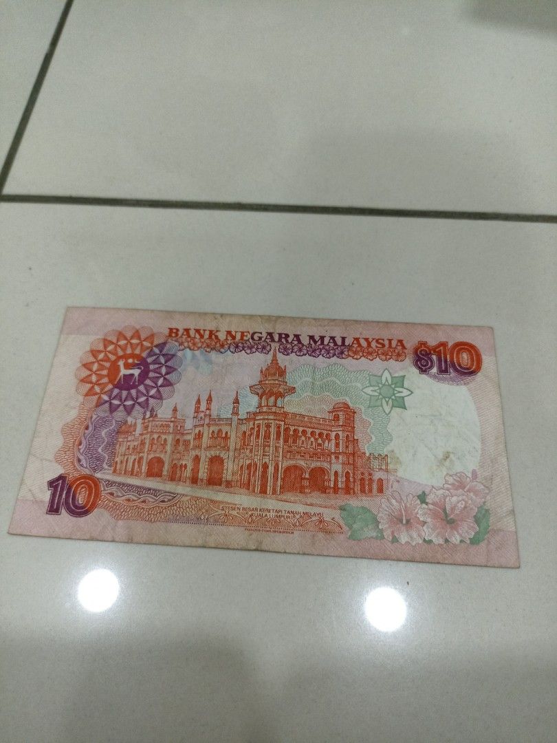 Duit Lama Malaysia Rm10 Siri 7, Hobbies & Toys, Collectibles & Memorabilia, Currency on Carousell