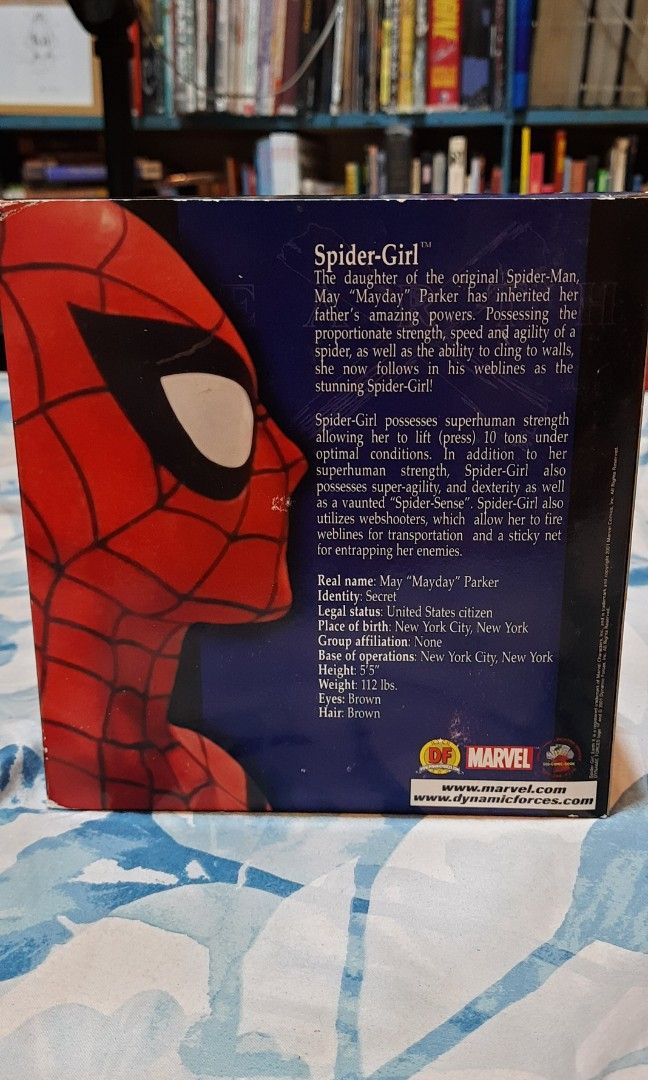 Dynamic Forces Marvel Earth X Spider-Man-Related Bust Statues by Alex ...