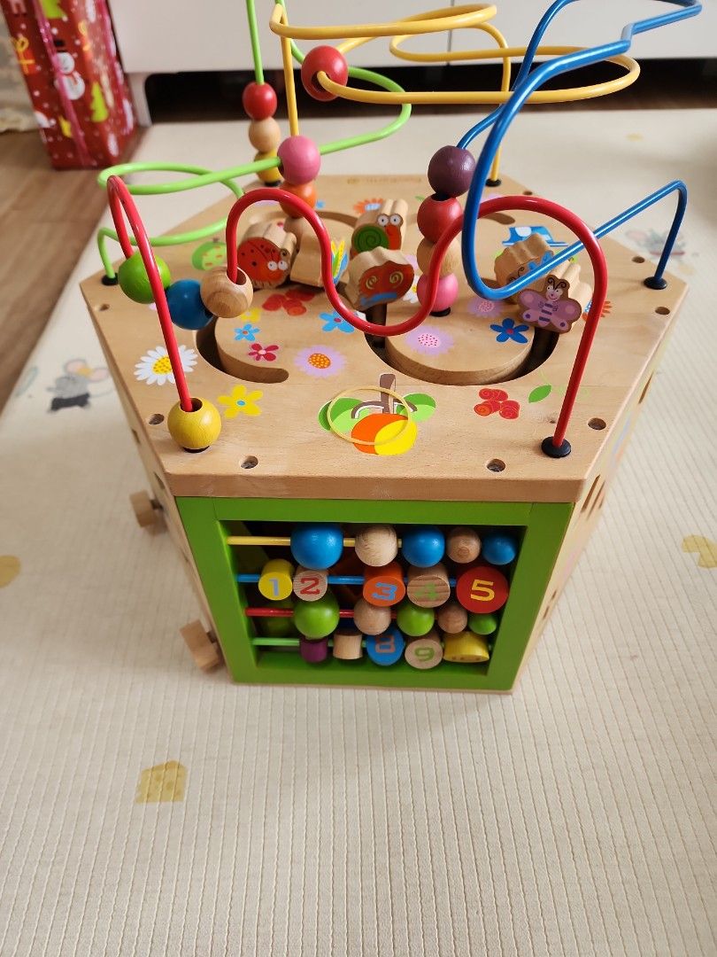 EverEarth activity cube, Babies & Kids, Infant Playtime on Carousell