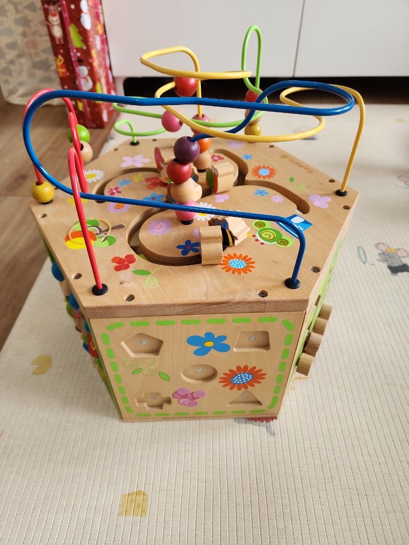 EverEarth activity cube, Babies & Kids, Infant Playtime on Carousell