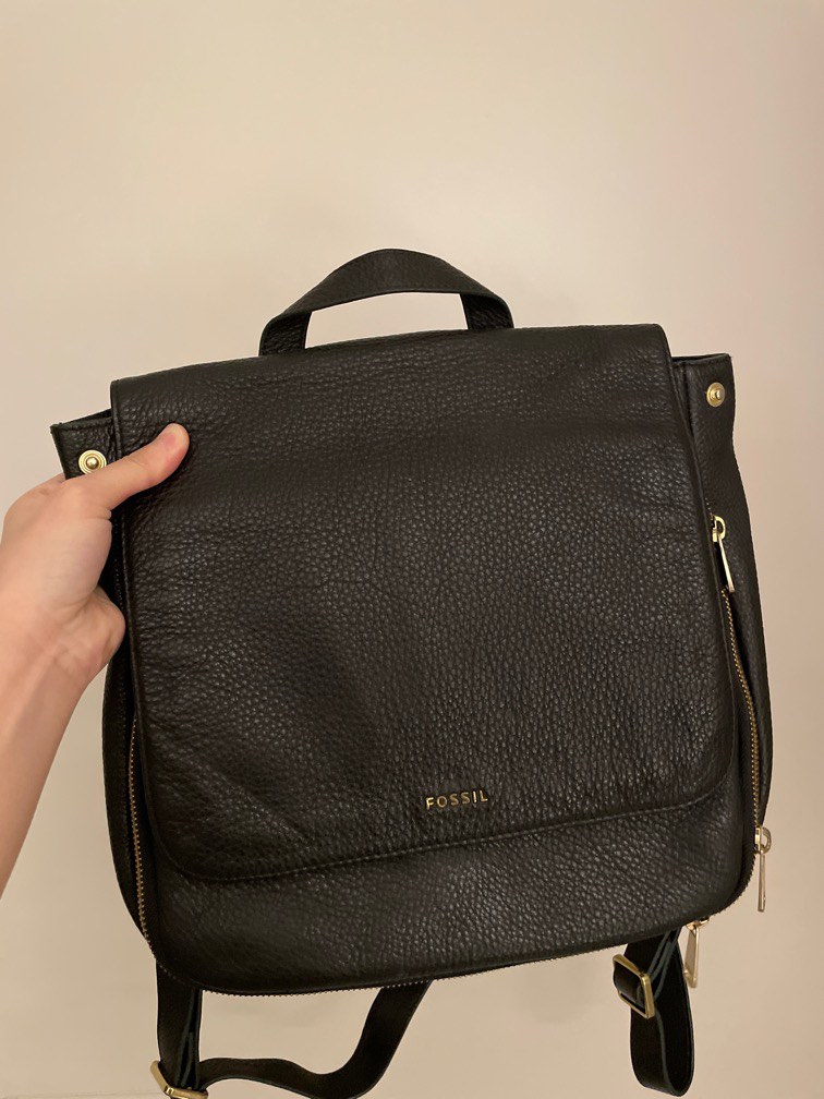Fossil leather backpack, Women's Fashion, Bags & Wallets, Backpacks on ...