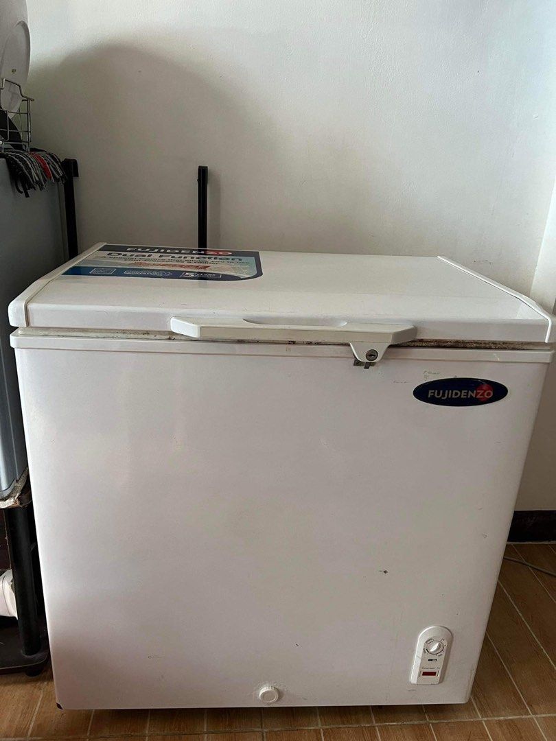 Fujidenzo Chest Freezer 4 cu. ft., TV & Home Appliances, Kitchen ...