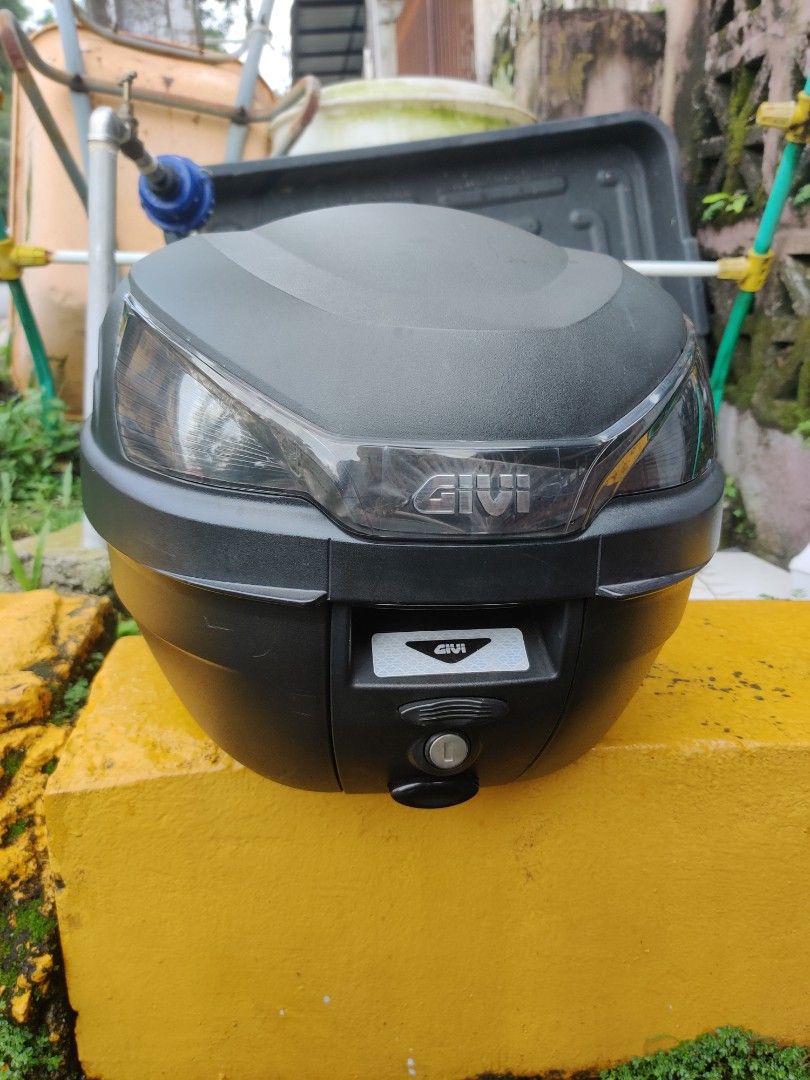 Givi Box b27n2 ( Without Base Plate ), Auto Accessories on Carousell