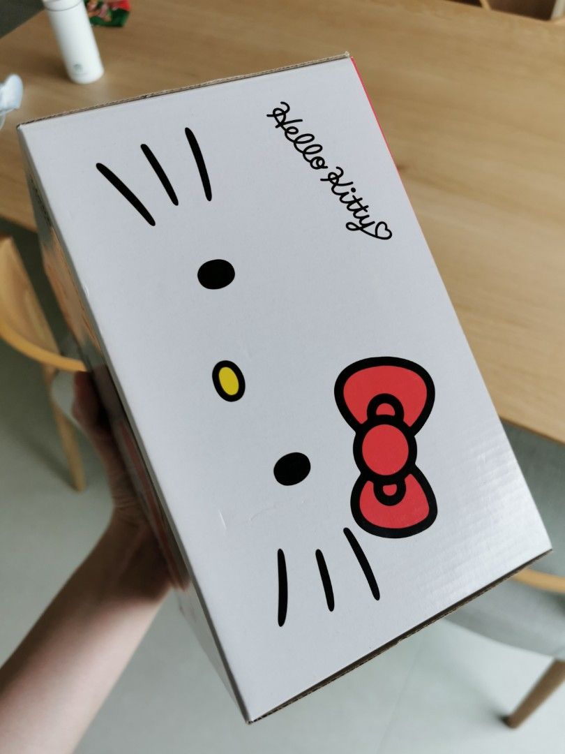 Hello Kitty Carrier McDonald's, Hobbies & Toys, Toys & Games on Carousell