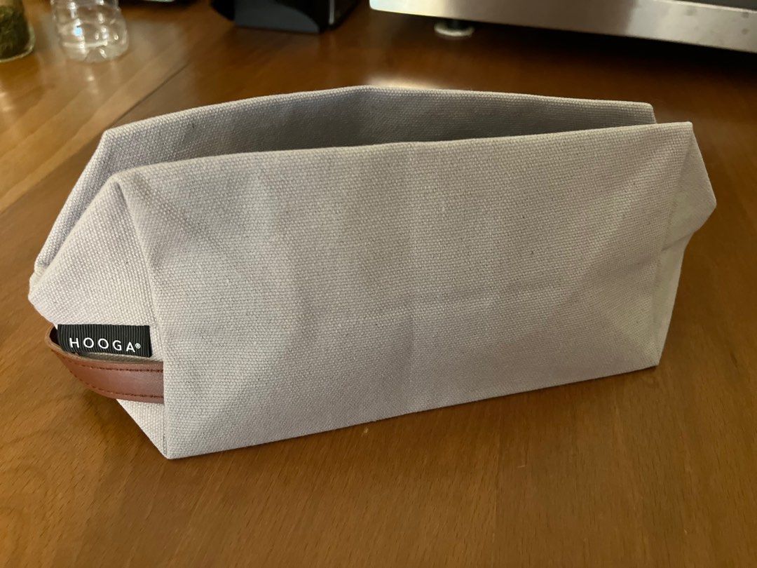 Hooga Tissue Holder, Furniture & Home Living, Home Improvement ...