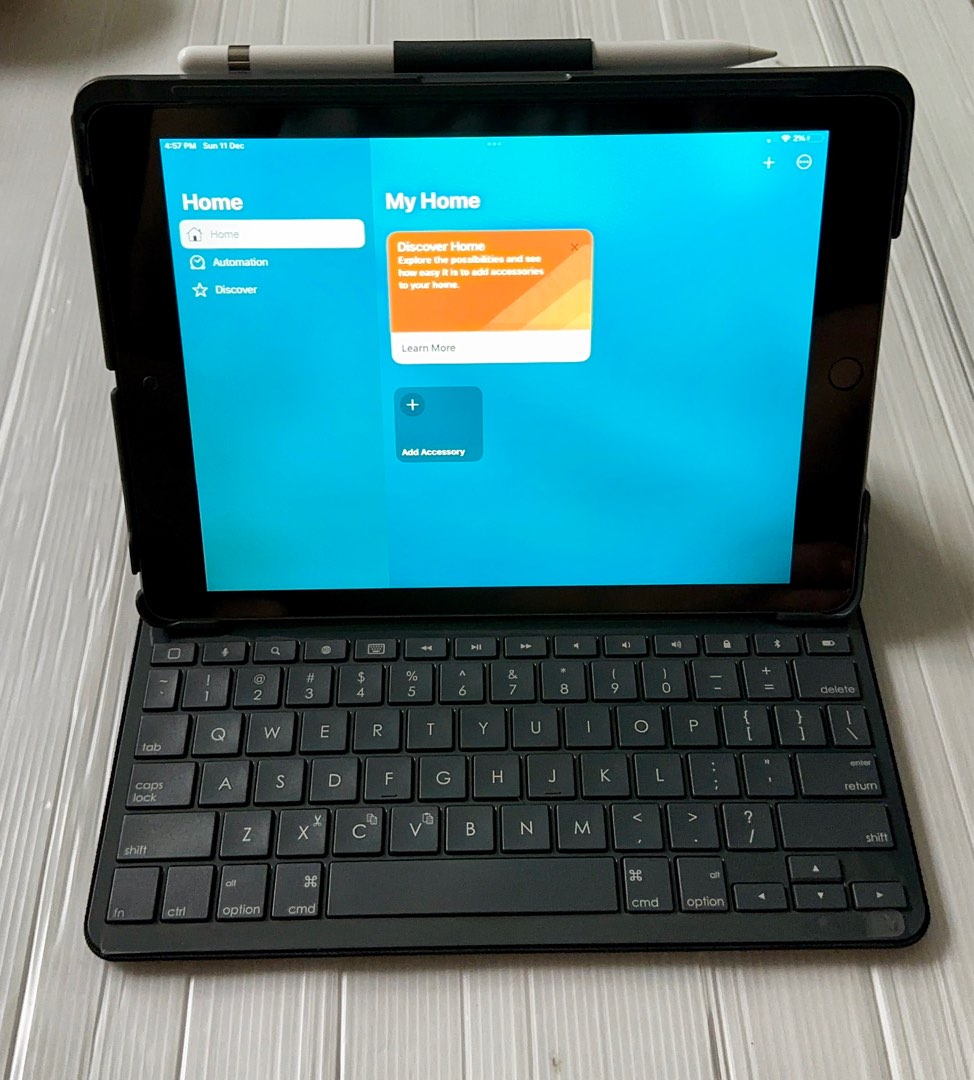 iPad 6 Gen (128GB) + Apple Pencil & Logi Keyboard, Computers & Tech ...