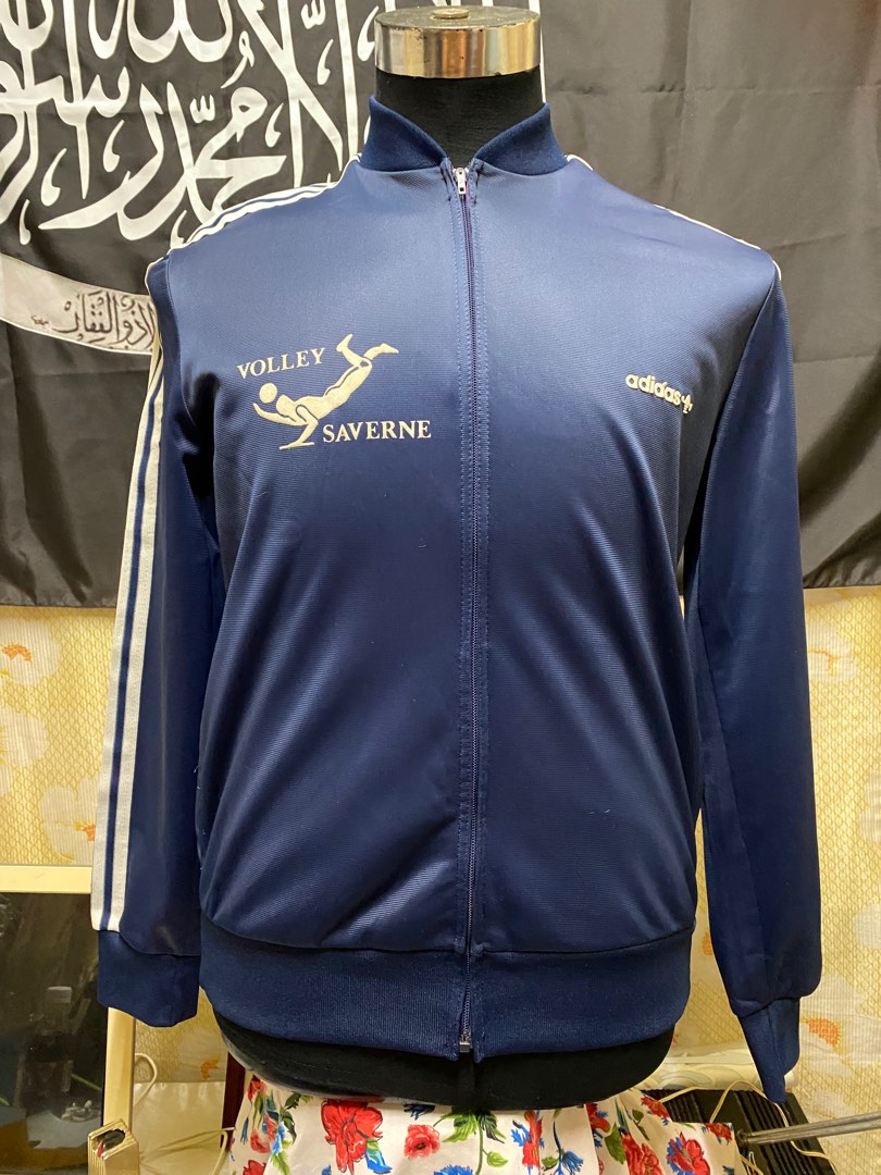 Jeket Original adidas, Men's Fashion, Coats, Jackets and Outerwear on ...