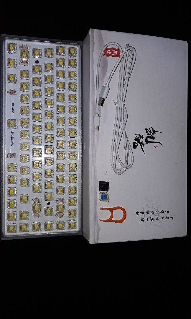 KEYCOOL KC84 Hotswap Keyboard kit with Gateron Yellows, Computers ...