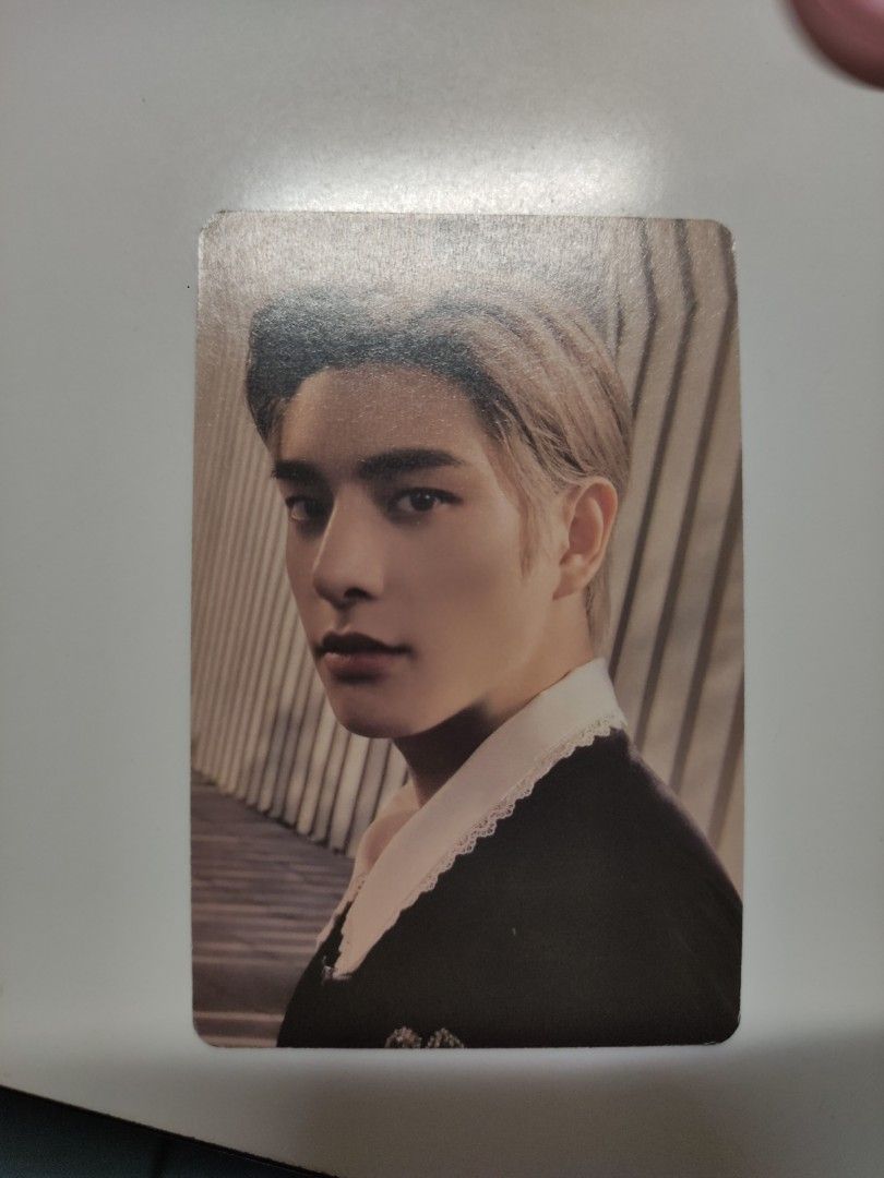 K-pop photo cards, Hobbies & Toys, Memorabilia & Collectibles, Fan ...