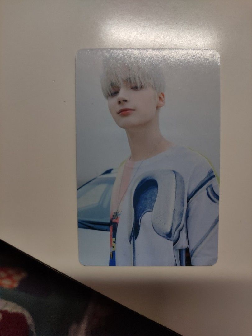 K-pop photo cards, Hobbies & Toys, Memorabilia & Collectibles, Fan Merchandise on Carousell