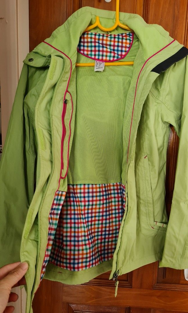 Decathlon Quechua Wind breaker, Women's Fashion, Coats, Jackets and Outerwear on Carousell