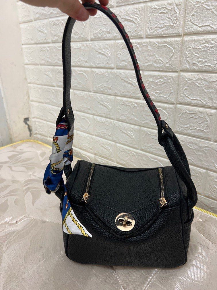 Lindy hitam free twilly dan talpan, Barang Mewah, Tas & Dompet di Carousell