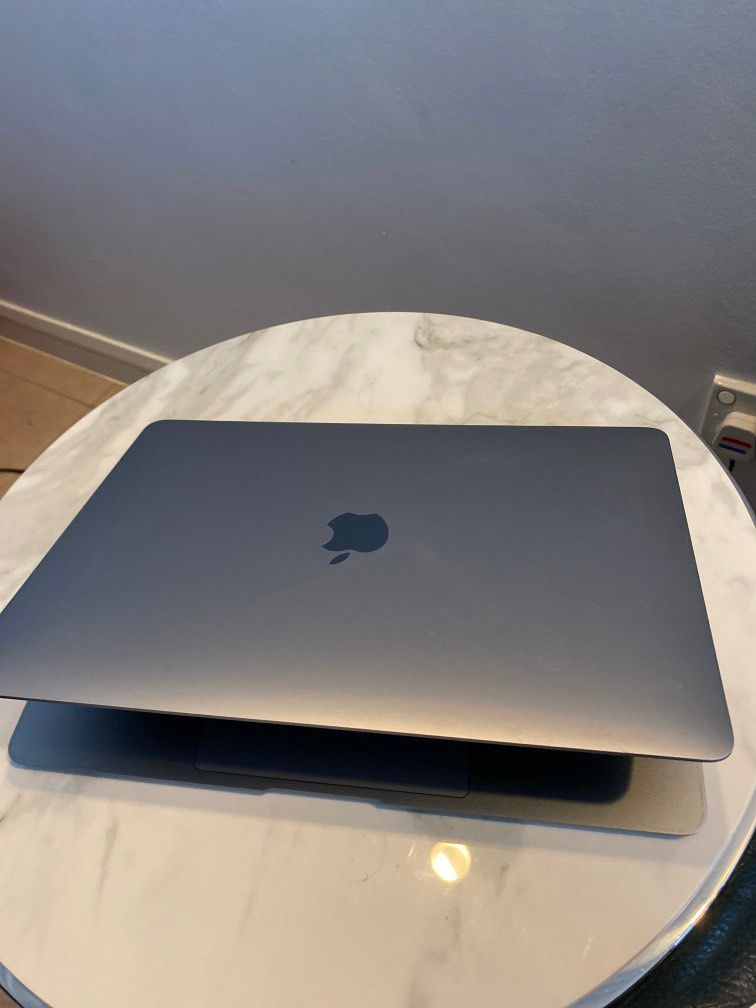 M1 MacBook Air Space Grey LED Display Not Working Computers Tech Laptops Notebooks On