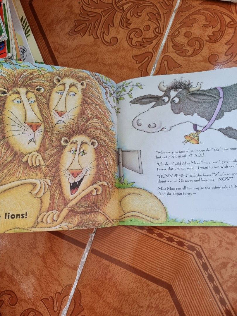 Miss Moo Goes To The Zoo, Hobbies & Toys, Books & Magazines, Children's ...