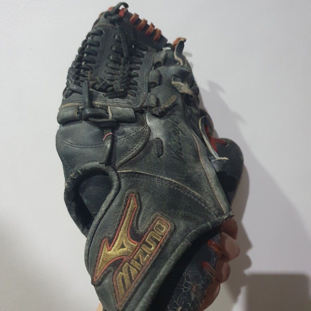 Mizuno Baseball Gloves Japan As Is, Sports Equipment, Other Sports ...