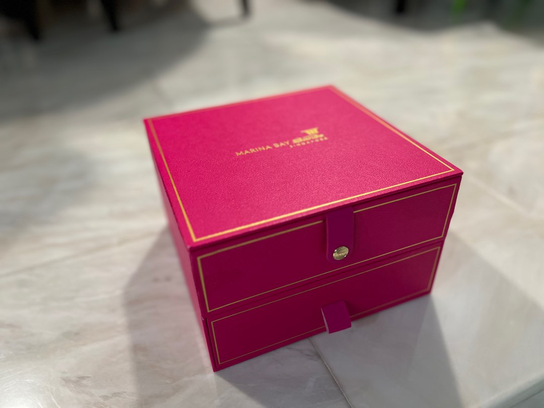 Mooncake box, Women's Fashion, Jewelry & Organisers, Accessory holder ...