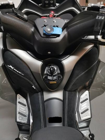 Moto Racy Singapore Yamaha XMAX 250 300 400 Version 2 Premium Italy Cat ...