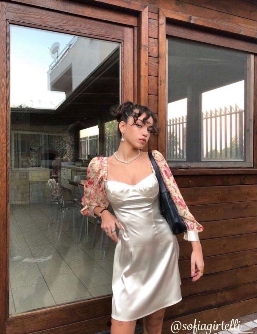 Museum Date Silk Mini dress, Women's Fashion, Dresses & Sets, Dresses ...