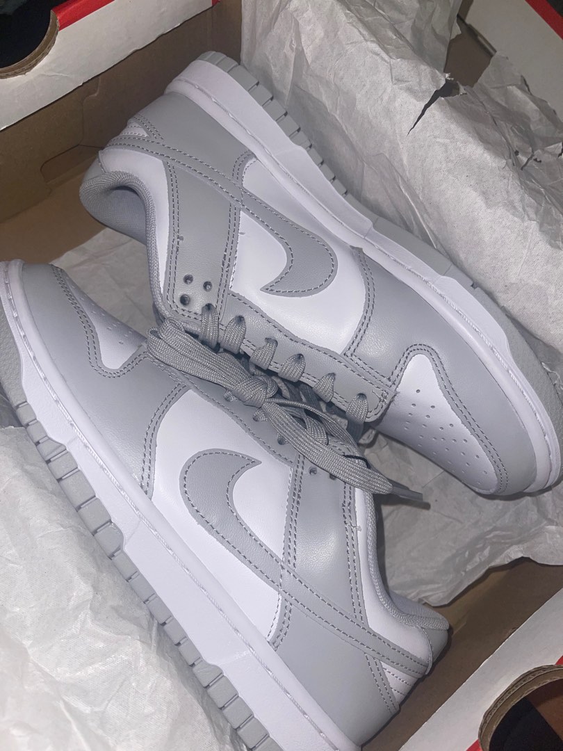 Nike dunks low “grey fog”, Women's Fashion, Footwear, Sneakers on Carousell