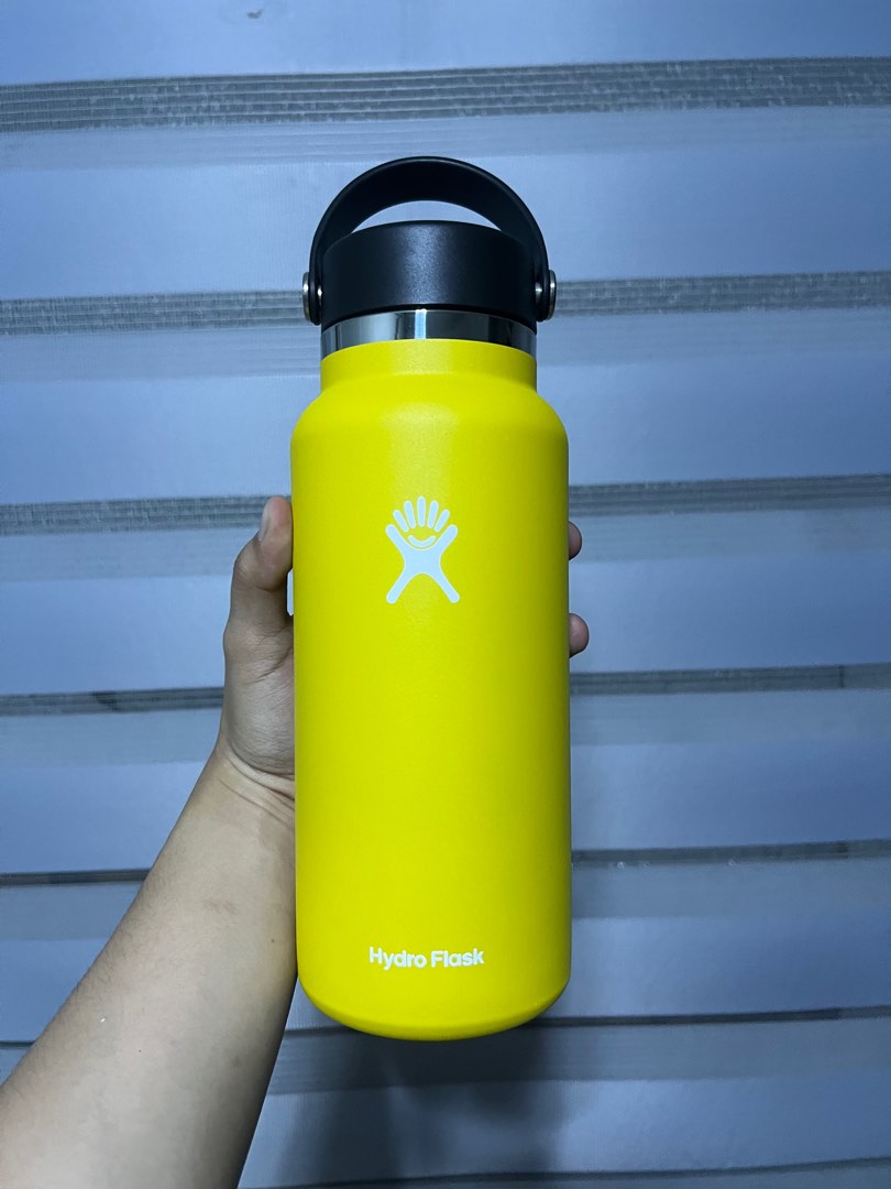 ORIGINAL Hydroflask Sunflower 32oz, Furniture & Home Living ...