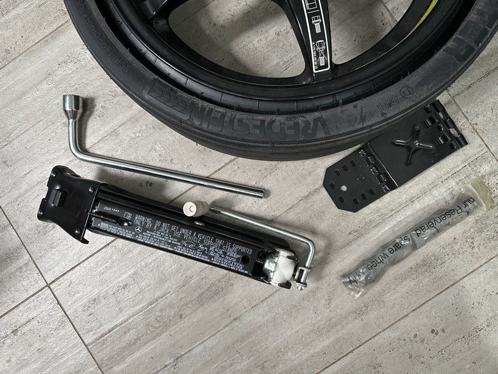 Original Mercedes Spare Tyre Complete Set, Car Accessories, Tyres ...