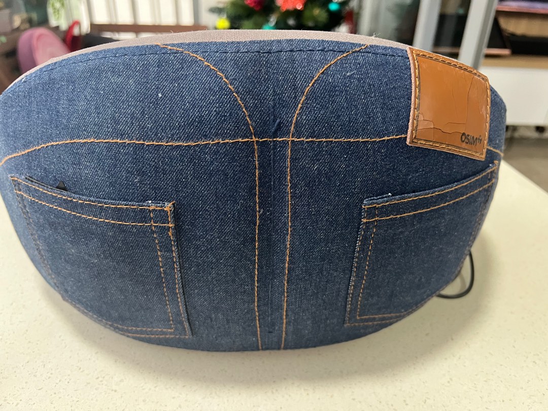 OSIM UHip, Health & Nutrition, Massage Devices on Carousell