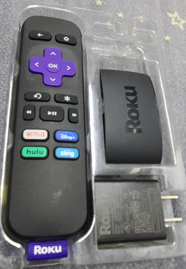 Panasonic 32 inch Full HD LED TV with FREE Roku Express, TV & Home ...