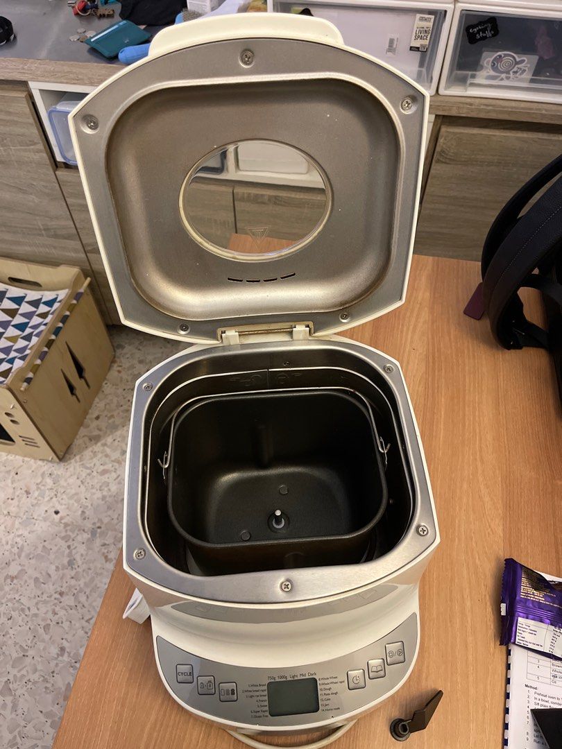 Philips HD9045/30 breadmaker, TV & Home Appliances, Kitchen Appliances ...