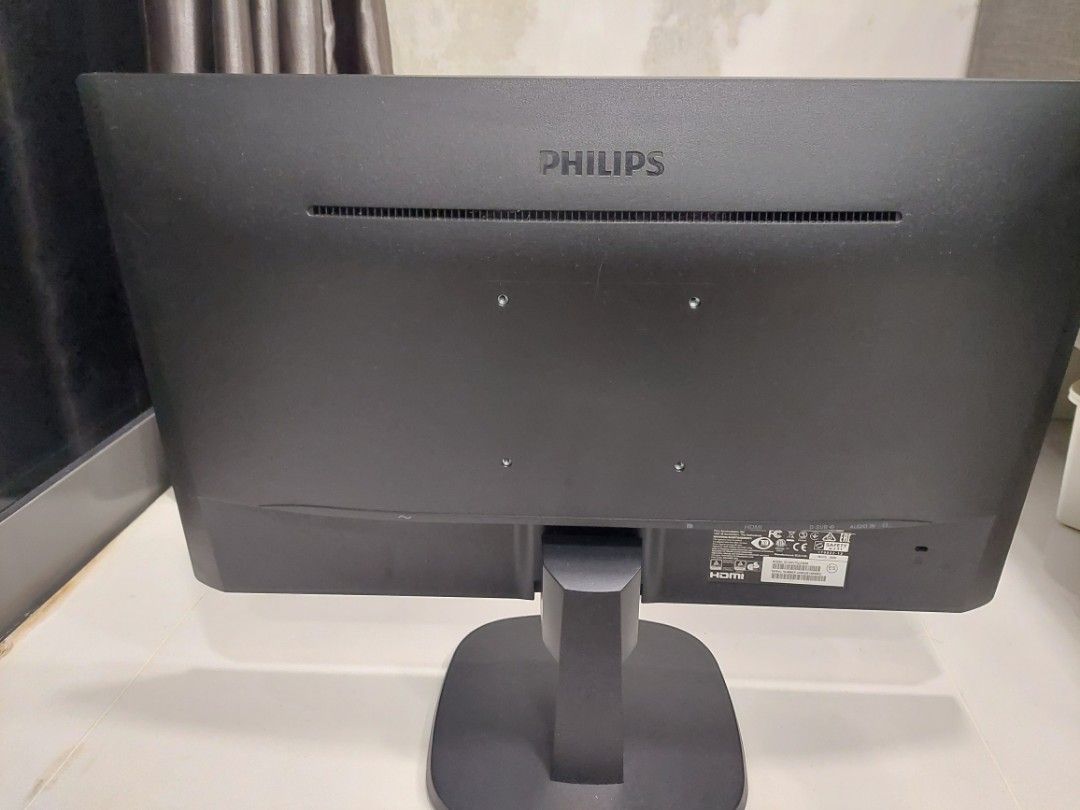 Philips Full HD LCD monitor 23.5 inches (243V7Q), Computers & Tech ...