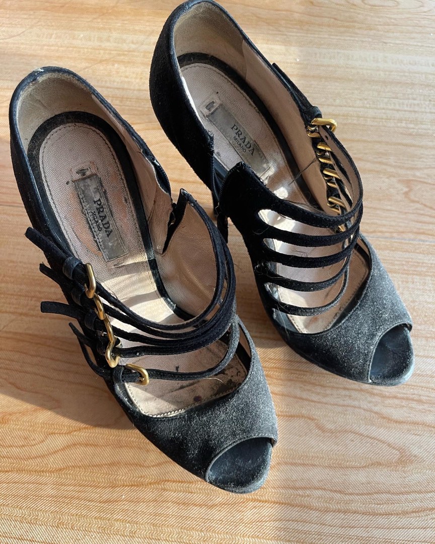 Prada heels, Women's Fashion, Footwear, Heels on Carousell