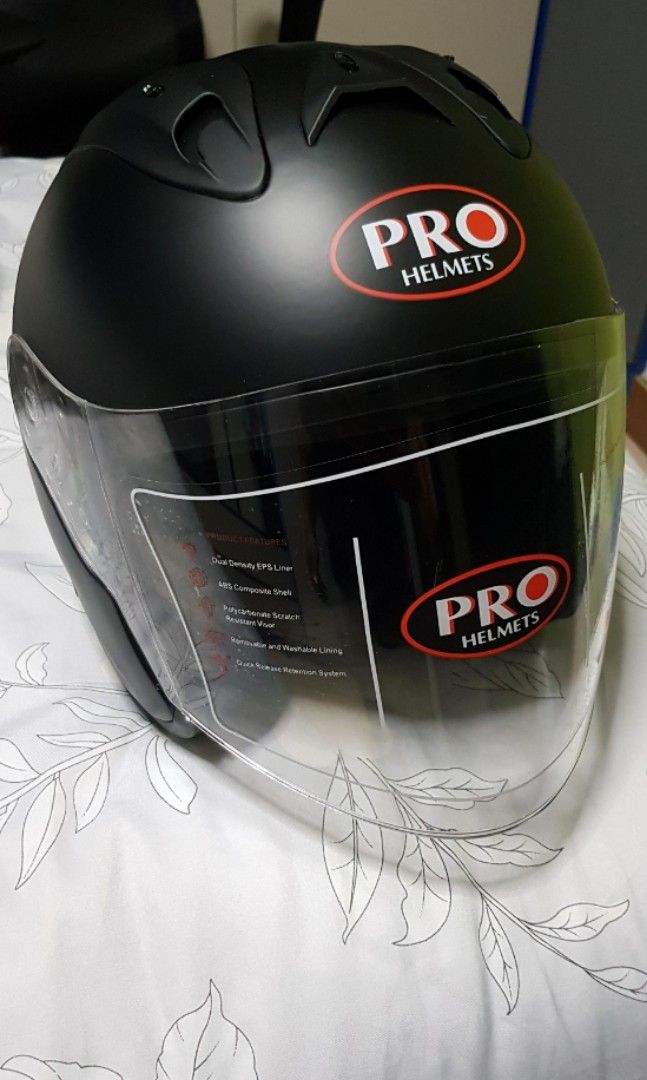 Pro Helmets Motorcycle Helmet, Motorcycles, Motorcycle Apparel on Carousell
