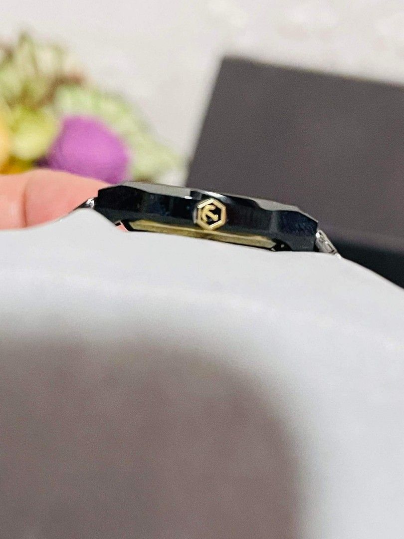 Rado Diastar square Face, Luxury, Watches on Carousell