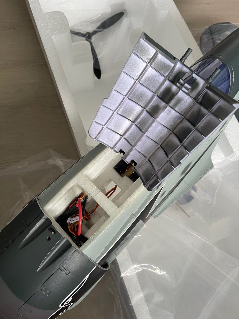 Rc plane warbird hobby king h-king Focke-Wulf Fw-190 1200mm PnF ...