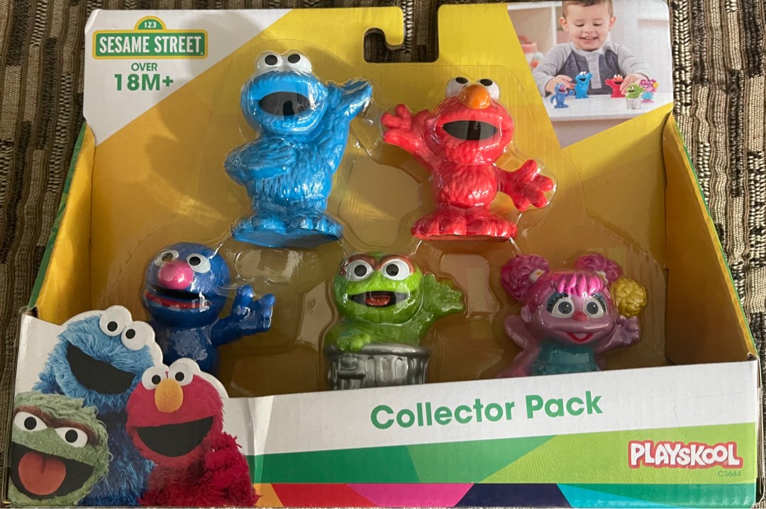 Sesame Street Collector Pack, Hobbies & Toys, Toys & Games on Carousell