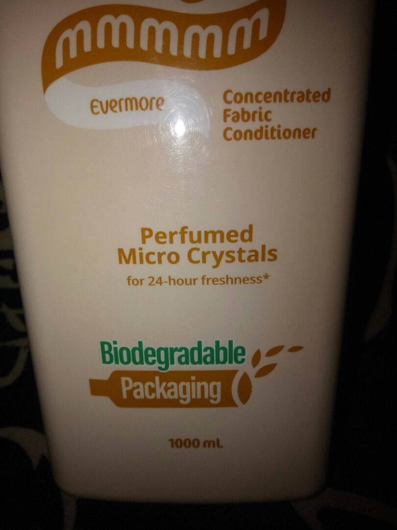 Sof mmm fabric conditioner, Furniture & Home Living, Cleaning ...