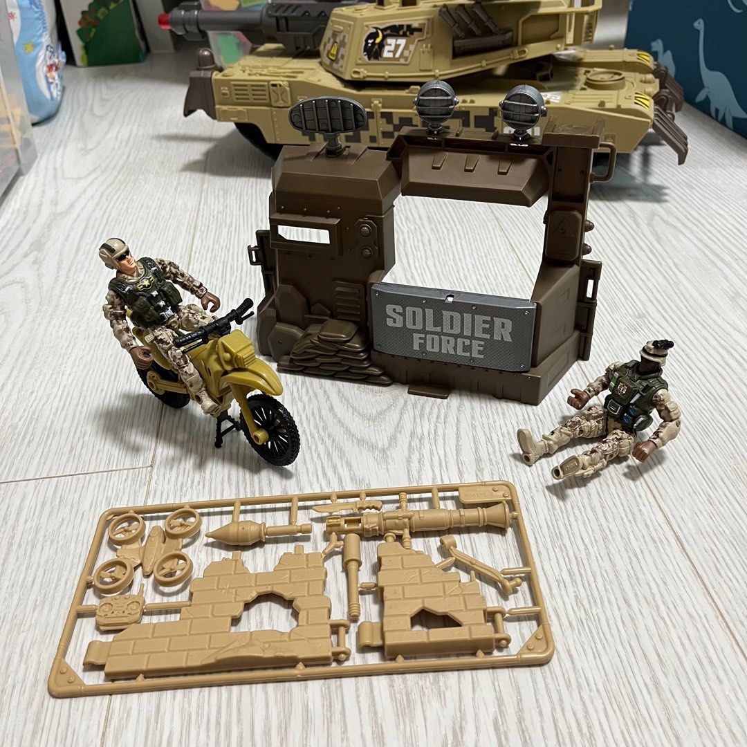 Military tank Soldier Force Armored Siege Tank Playset, Hobbies & Toys ...