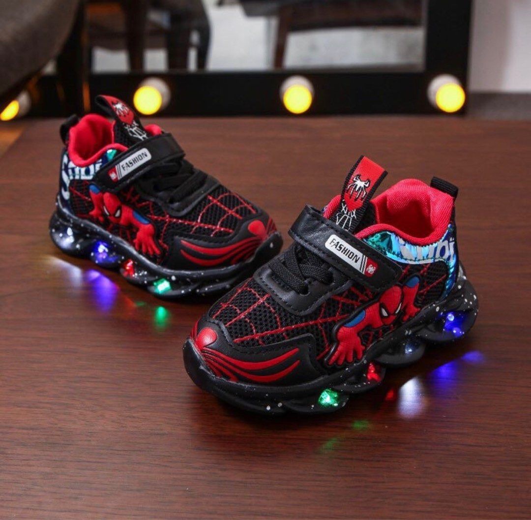 Spider man Sneakers With Flashing led Lights For Boys - Superman Mesh ...
