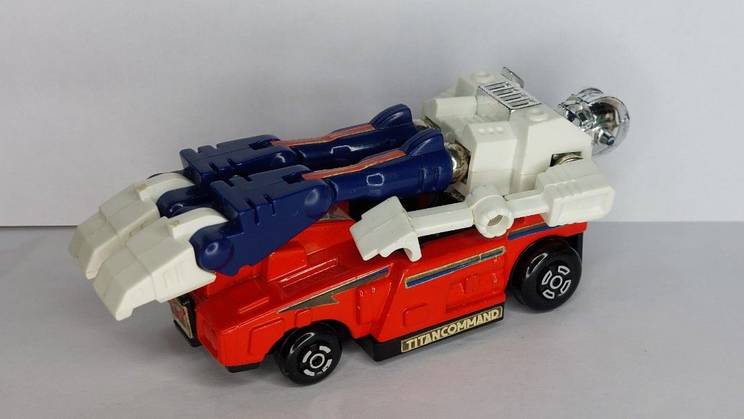 Titan command / Microman Jimuka F1S (Kosumodo) and T452 (Poseida) by ...