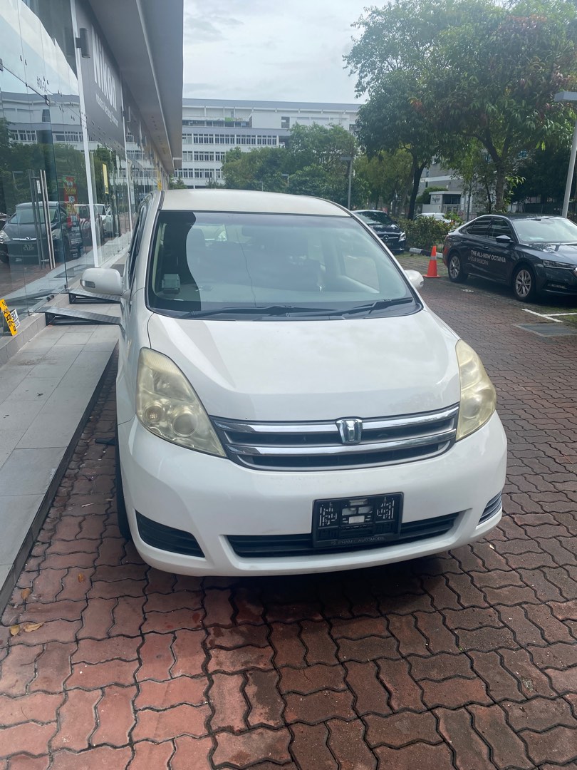 Toyota Isis, Cars, Car Rental on Carousell
