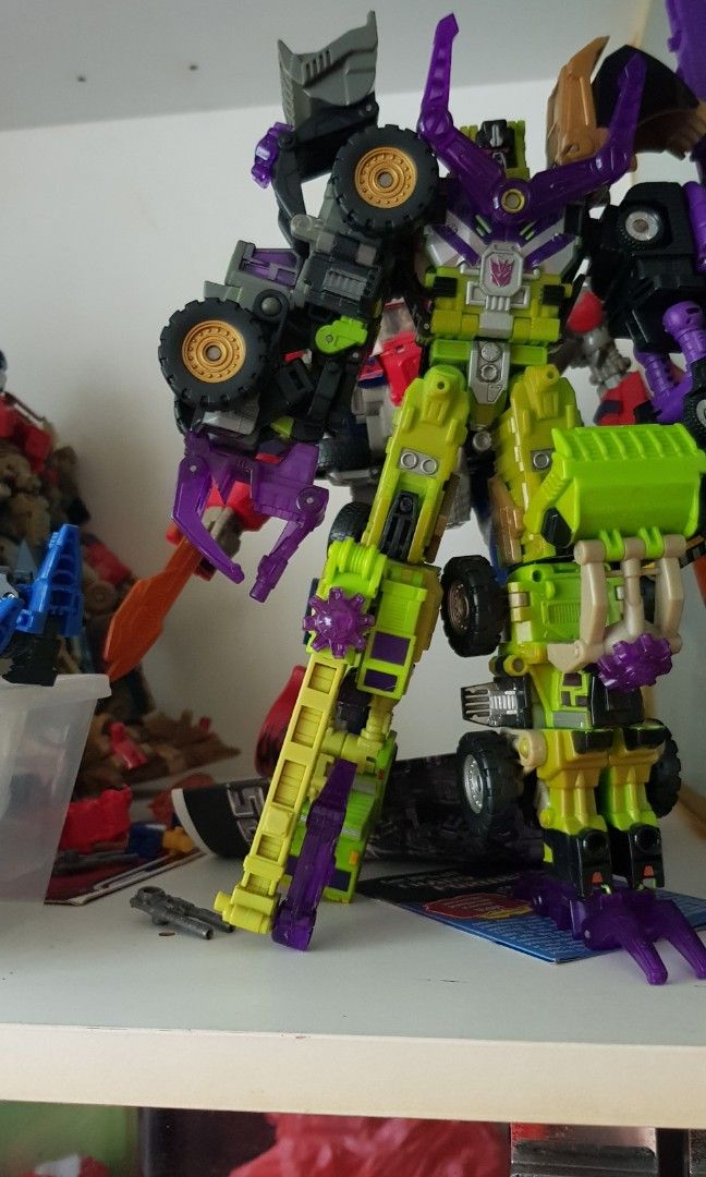 Transformers devastor, Hobbies & Toys, Toys & Games on Carousell
