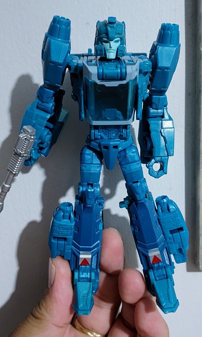 Transformers Titans Return Blurr, Hobbies & Toys, Toys & Games on Carousell