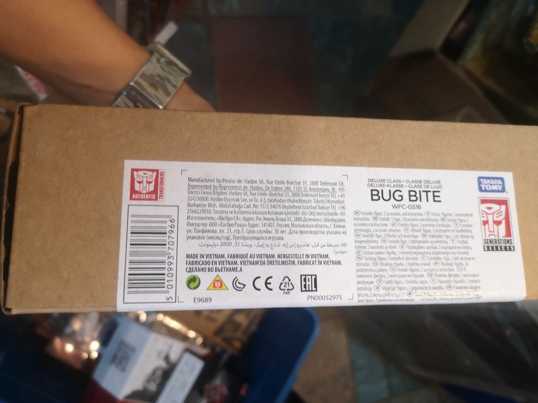 Transformers war of cybertron bug bite, Hobbies & Toys, Toys & Games on Carousell