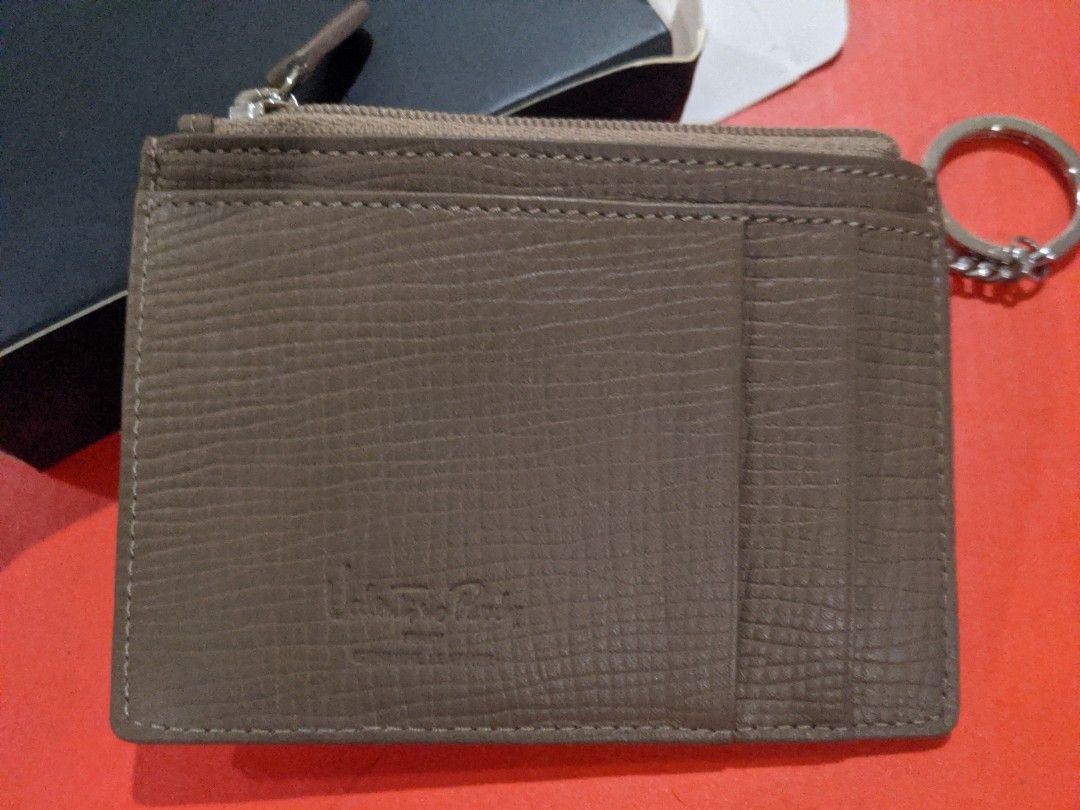 Valentino Rudy leather card holder, Women's Fashion, Bags & Wallets ...