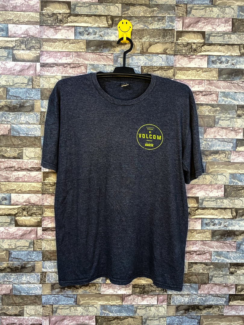 VOLCOM, Men's Fashion, Tops & Sets, Tshirts & Polo Shirts on Carousell