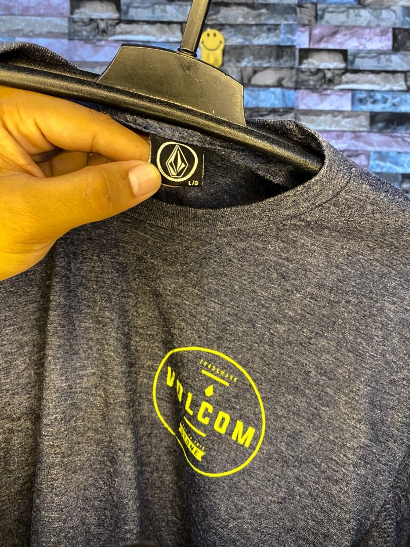 VOLCOM, Men's Fashion, Tops & Sets, Tshirts & Polo Shirts on Carousell