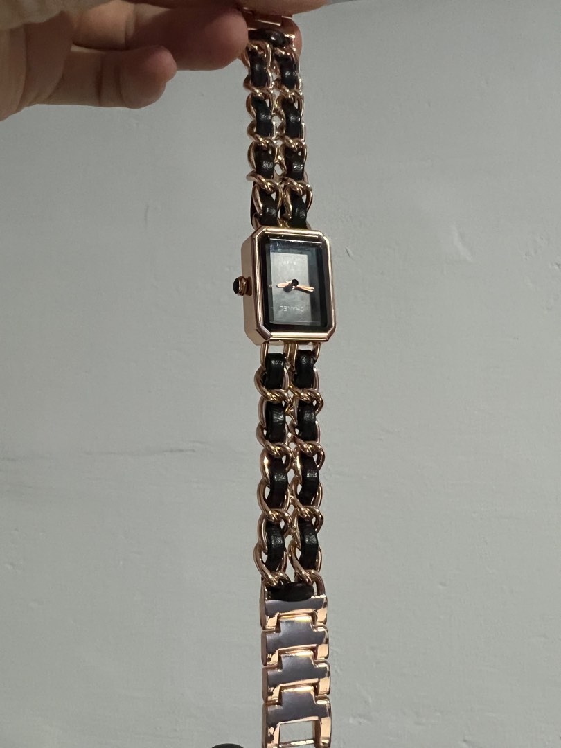 Watch, Women's Fashion, Watches & Accessories, Watches on Carousell